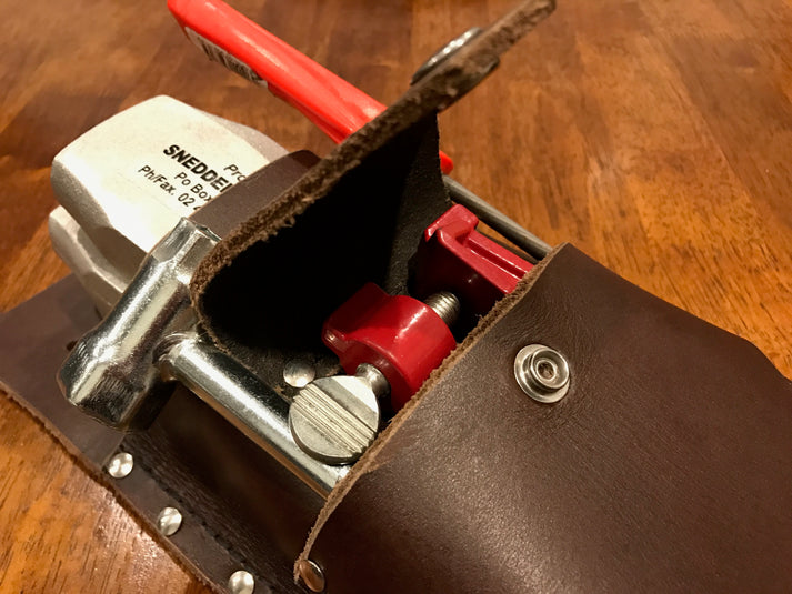 Wedge pouch - Brown- holds 3 alloy wedges , stump vice , spanner and f ...